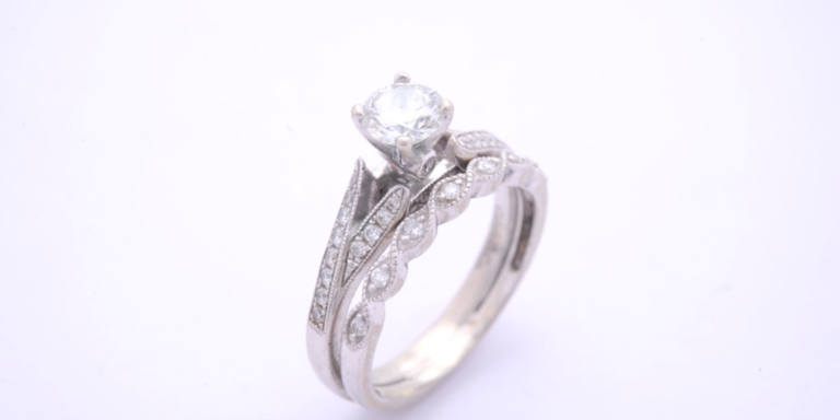 How to Get Started With Class Ring Stone Replacement