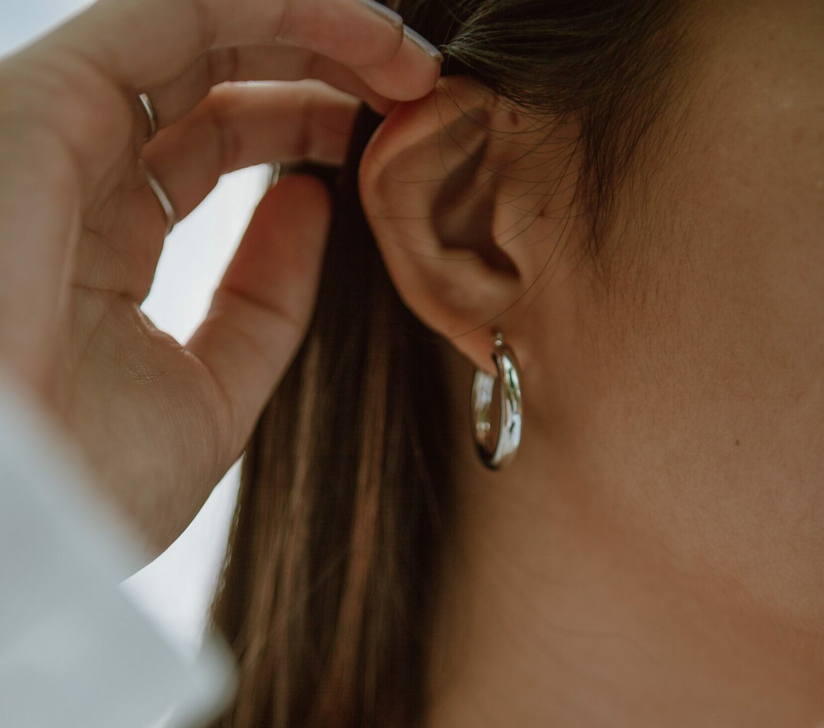 To Pierce or Not to Pierce? The Pros and Cons of Getting a Jewelry Piercing