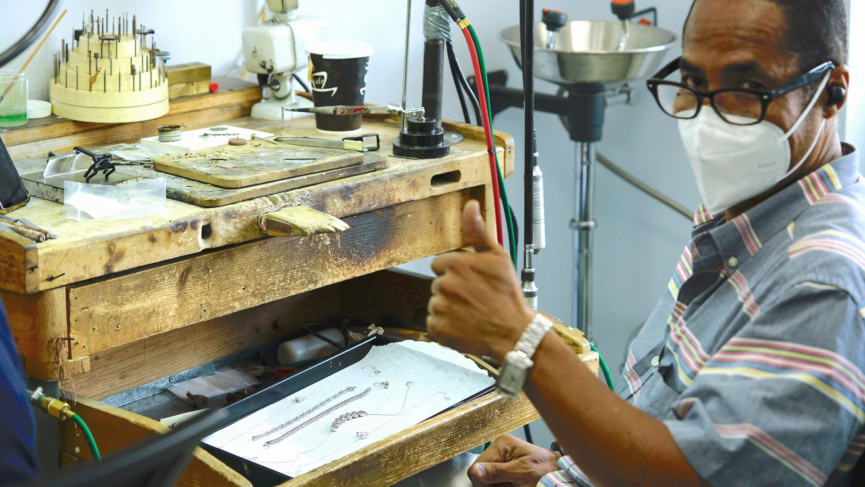 Behind the Jewelry: What Does A Gemologist Do?