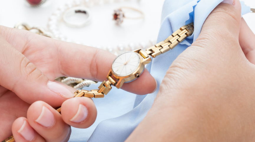 Buying and Selling Watches: Your Guide to Luxury Watch Resale