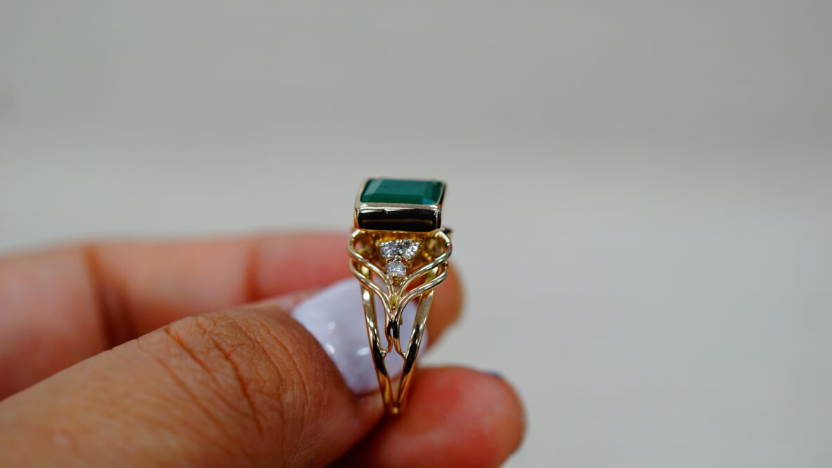 12 Perfect Nail Polish and Ring Combinations