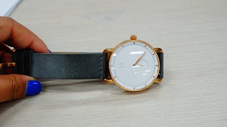 How to Measure Your Wrist to Choose the Right Watch Dial Size