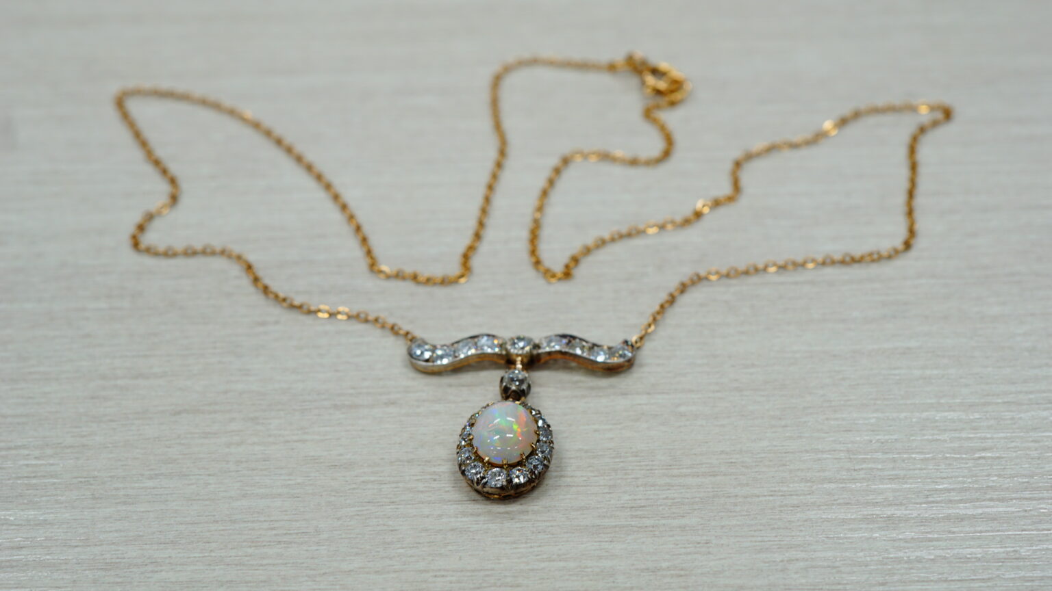 A Quick Guide To Bangle Repair | Fixing Broken Solid Gold Bangle