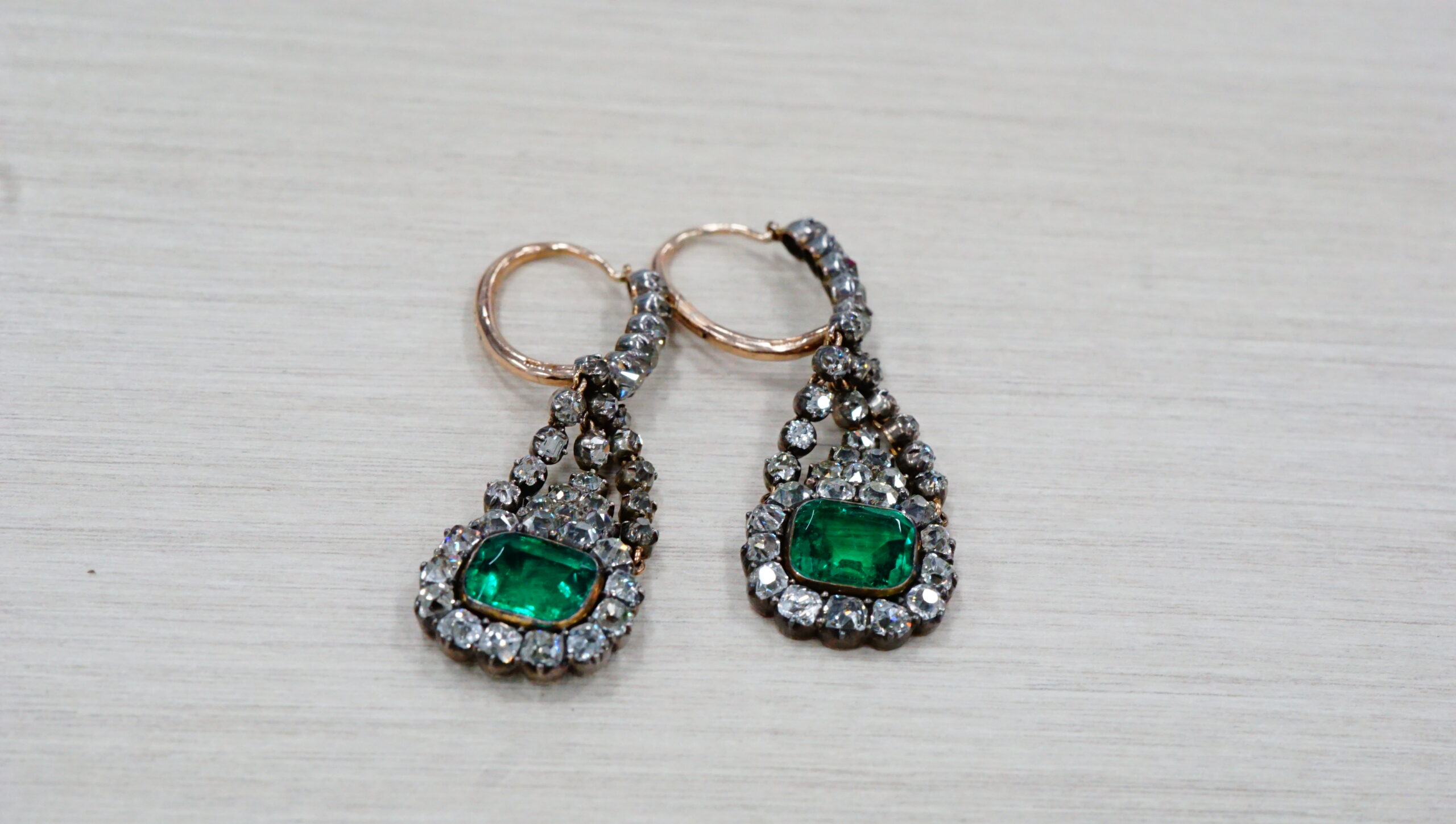 How to Uncover the History of Your Family Heirloom Jewelry